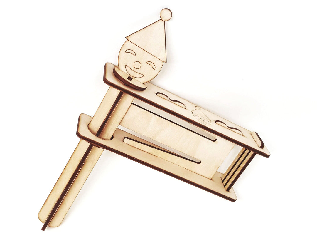 DIY Purim Grogger – scienceSeeds